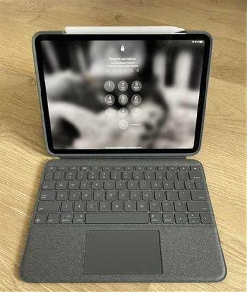 Клавиатура Logitech Folio Touch для iPad Pro 11
