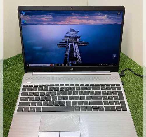 Ноутбук HP 250 G8