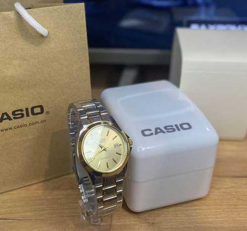 Часы casio кварцевые