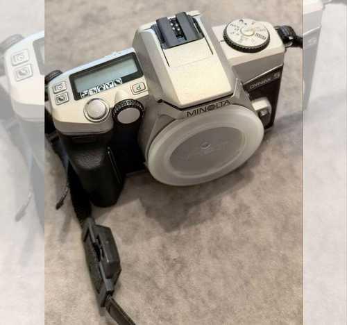 Пленочный фотоаппарат Minolta Dynax 5