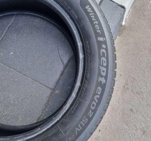 Hankook Winter I'Cept Evo2 W320A SUV 225/60 R18 105