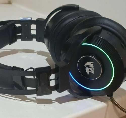 Игровые наушники с микрофоном