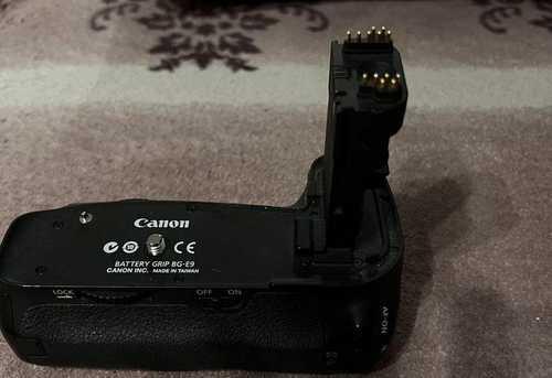 Батарейный блок Canon BG-E9