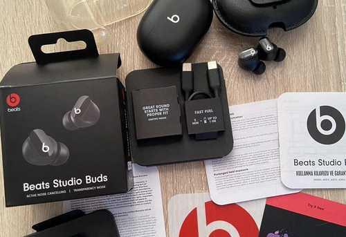 Apple Beats Studio Buds