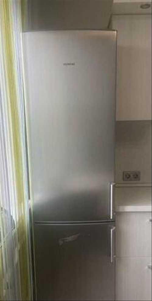 Холодильник Siemens KG39VZ46/01
