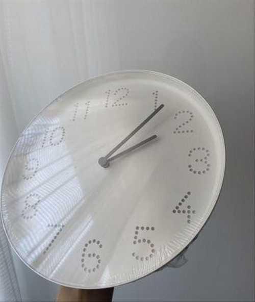 Часы настенные IKEA tromma, новые белые