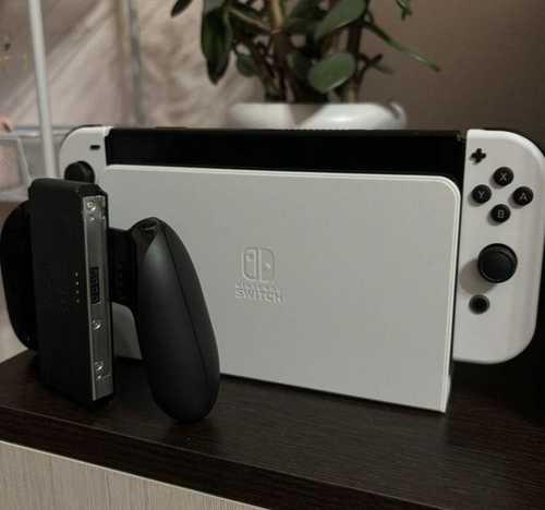 Nintendo switch oled 64 gb