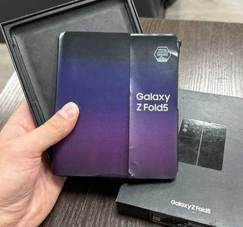 Samsung Galaxy Z Fold5, 12/512 ГБ