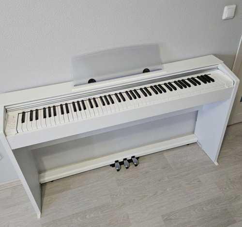 Цифровое пианино Casio PX770 WH