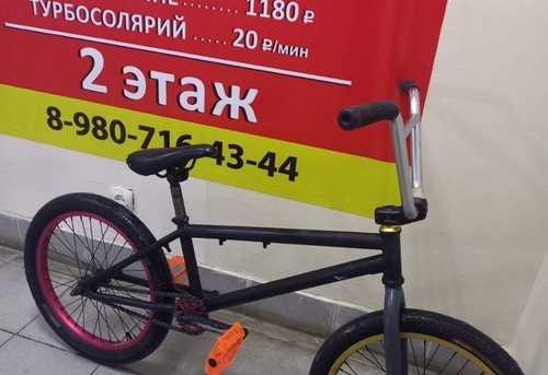 Трюковой велосипед bmx