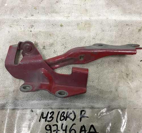 Петля капота правая Mazda 3 (BK) 2002-2009