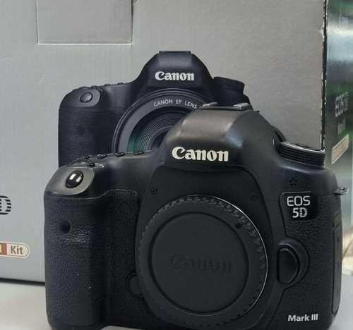 Фотоаппарат Canon EOS 5D Mark III body