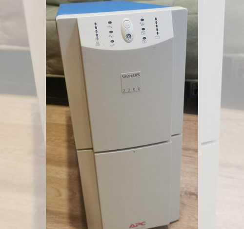 Ибп APC SMART UPS 2200 inet