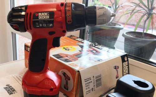 Шуруповерт Black & Decker England SL1 3YD