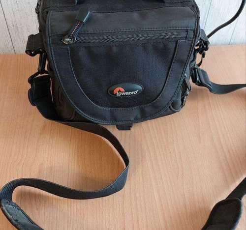 Фотосумка Lowepro Nova 1 AW