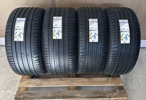 Michelin Pilot Sport 4 SUV 275/40 R21 и 315/35 R21 107Y