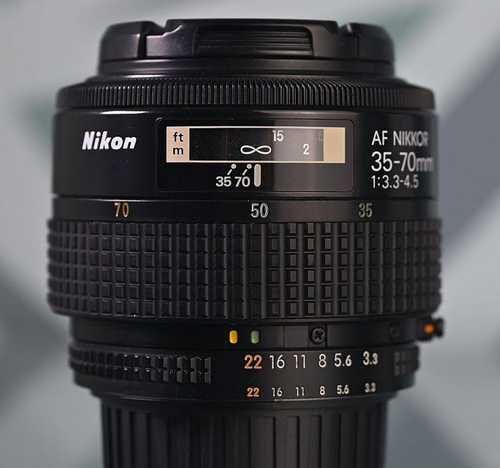 Nikon 35-70mm f/3.3-4.5 AF Nikkor