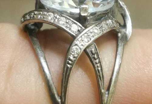 Женское серебряное кольцо. Размер 18,5