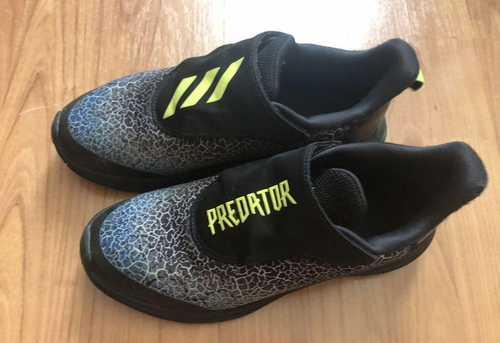 Кроссовки adidas Predator