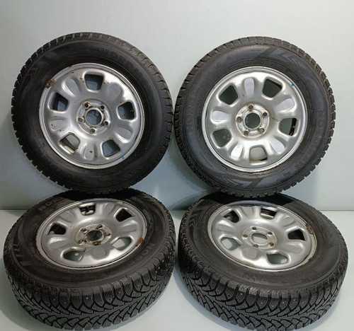 Колеса 215 65 16 Nokian Nordman 4