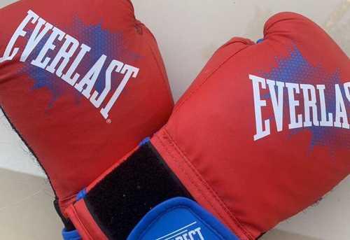 Боксерские перчатки everlast 4 oz