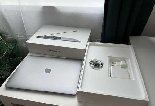 MacBook Pro 13" i7 TouchBar