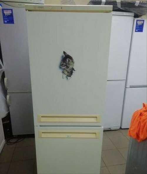 Холодильник stinol