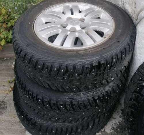 Nexen Winguard 215/65 R16