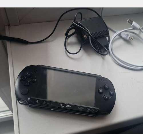 Sony PSP e 1008 (прошитая)