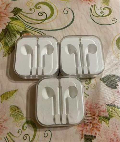 Кейсы на наушники Earpods