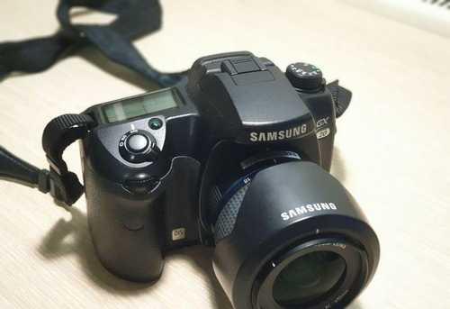 Зеркальный фотоаппарат Samsung GX20