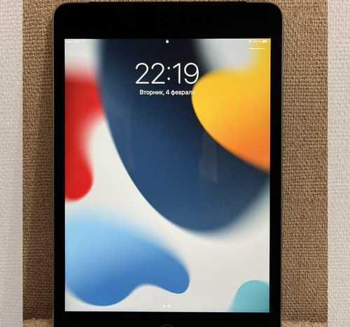 iPad mini 4 16gb Wi-Fi   Cellular (Sim)