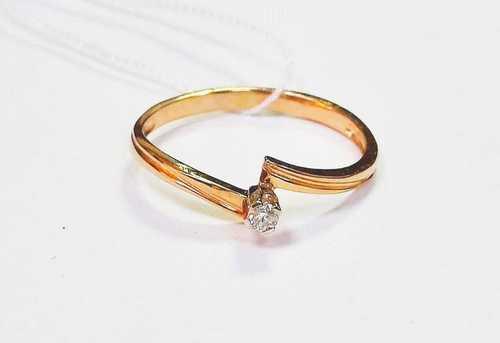 Золотое кольцо с бриллиантом 585 р-р 16,5