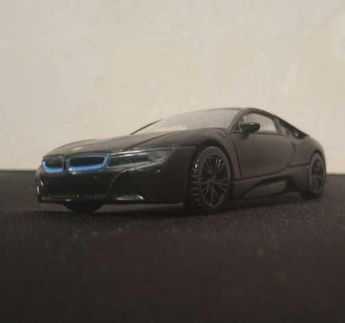 Модель автомобиля 1/38 BMW i8