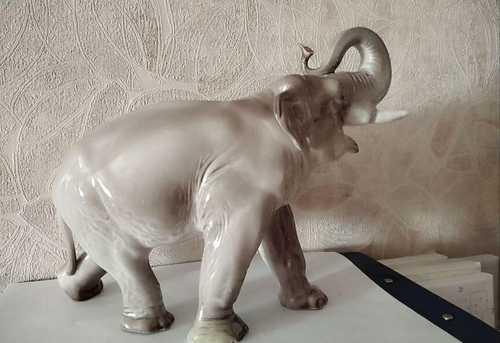 Статуэтка фарфоровая большой серый слон лфз