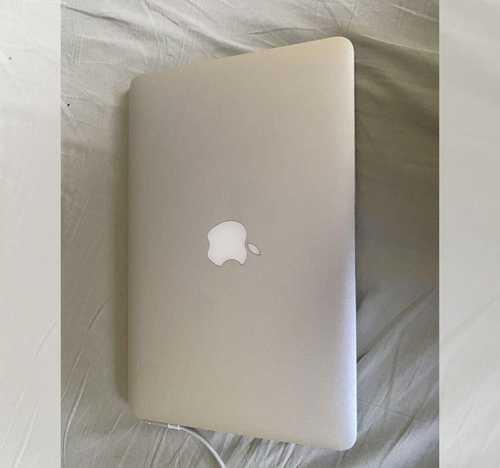 Apple MacBook Air 11 (2011)