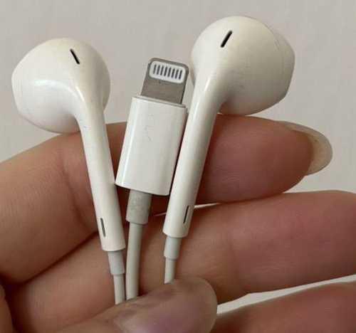 Наушники apple earpods lightning