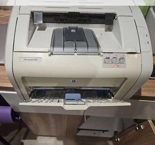 Принтер HP laserjet 1018