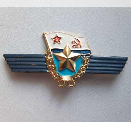 Знак "За сверхсрочную службу в вмф"