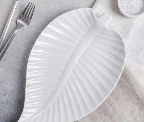 Тарелка листок