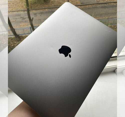 Apple macbook pro 13 2017 256gb