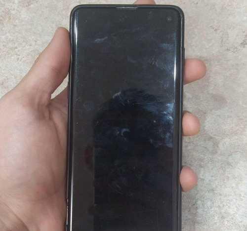 Samsung Galaxy S10, 8/128 ГБ