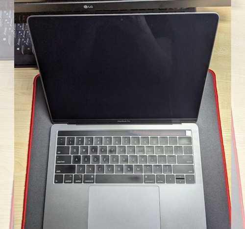 Apple MacBook Pro 13 2018