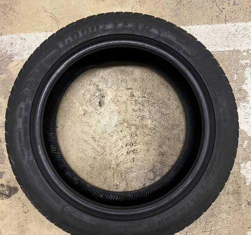 Goodyear UltraGrip 8 Performance 245/45 R18