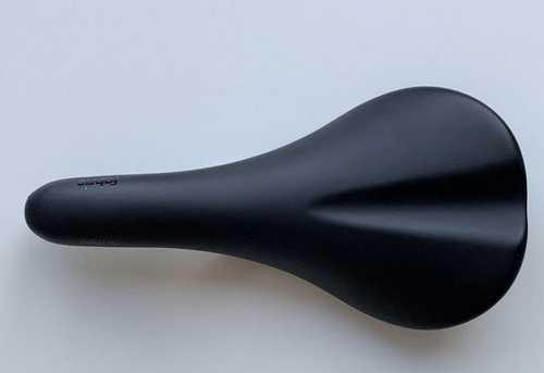 Велосипедное седло Fabric scoop elite radius 142MM