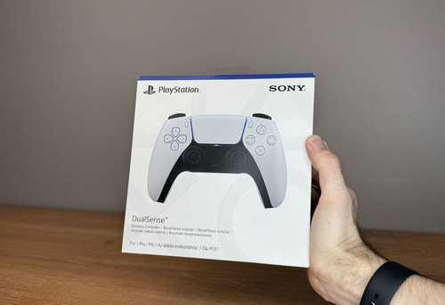 Новый геймпад DualSense для PlayStation 5