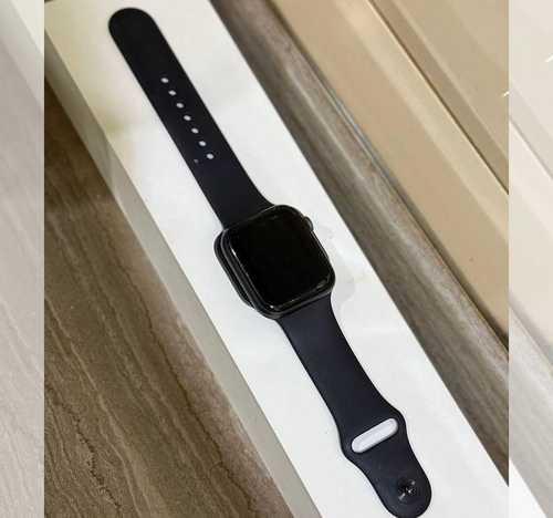 Apple watch 4