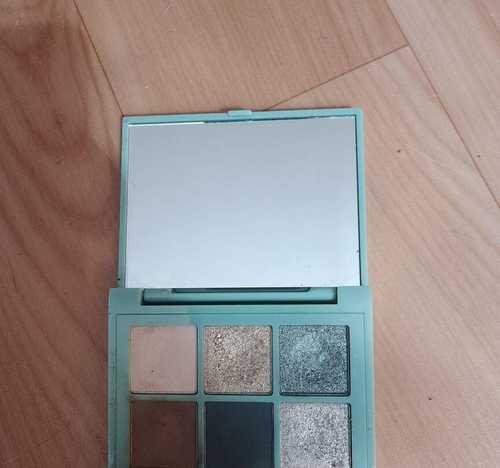 Сухие тени essence eyeshadow palette