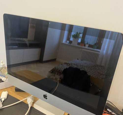 Apple iMac "Core i5" 2.7 21.5" (Mid-2011)