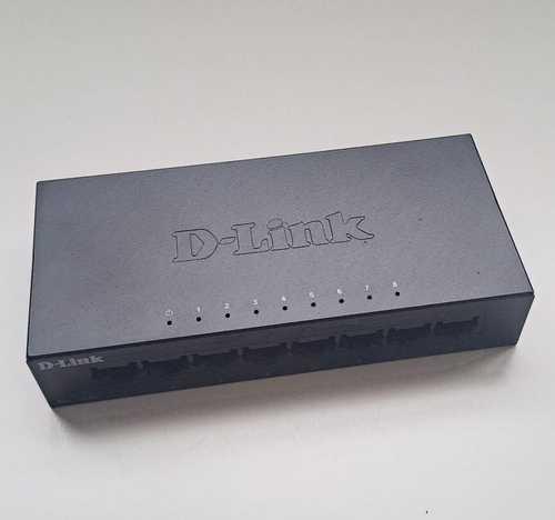 Коммутаторы D-link DGS-1008D новый